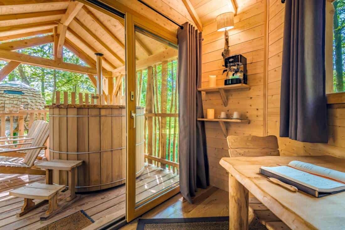 Cabanes des Grands Chênes | Treehouse Hotels, Tripadvisor Treehouse ...