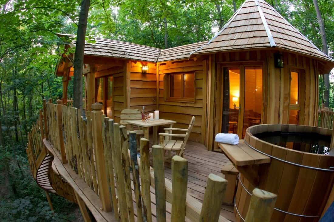 Cabanes des Grands Chênes | Treehouse Hotels, Tripadvisor Treehouse ...