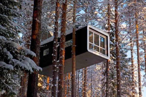 The 15 Best Luxury Treehouse Resorts Around the World | Treehousemap