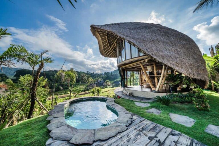 10 Best Treehouses in Bali: Canopy Escapes with a Twist | Treehousemap